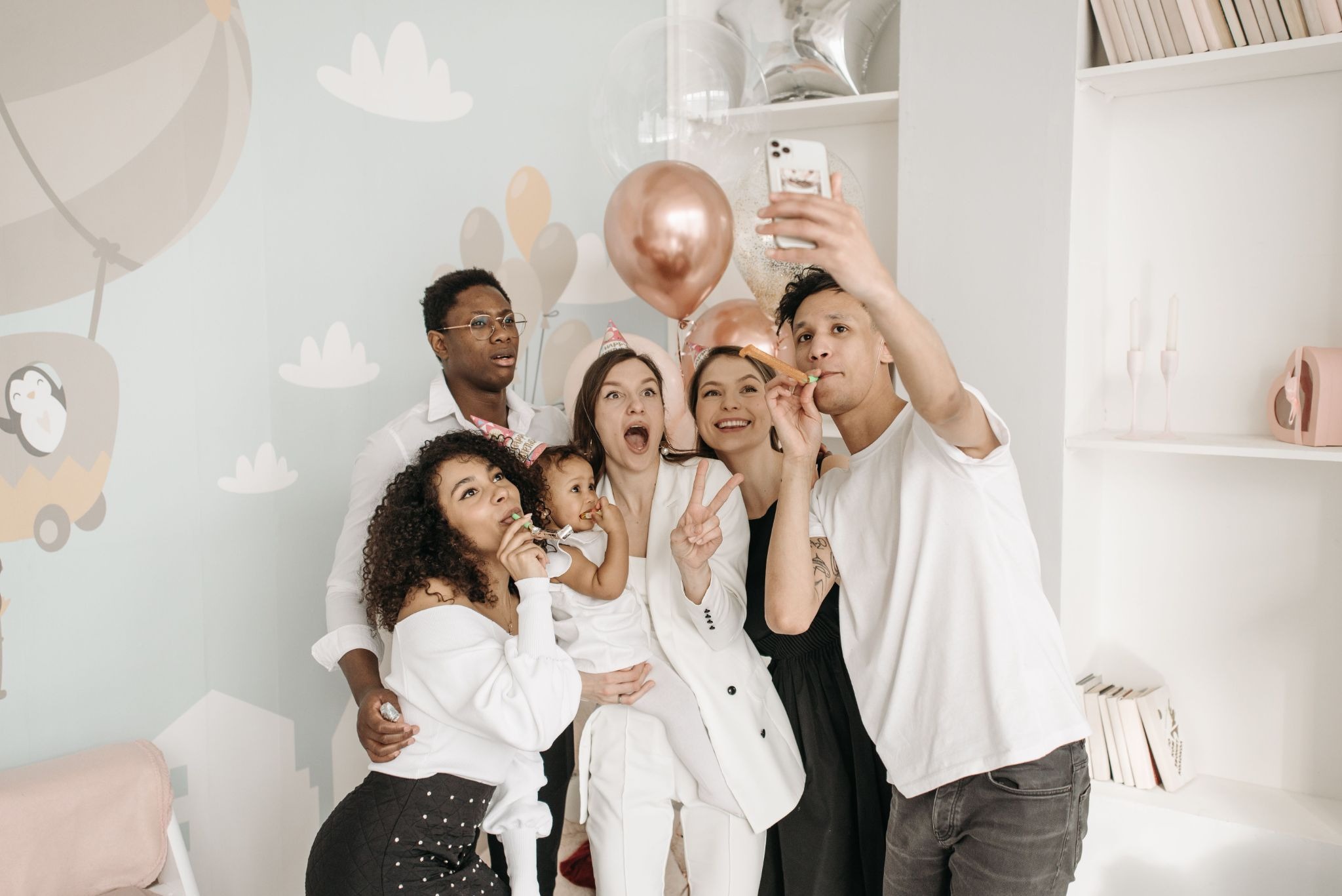 How to Get Famous on Social Media: A Practical Growth Guide - Things To ...